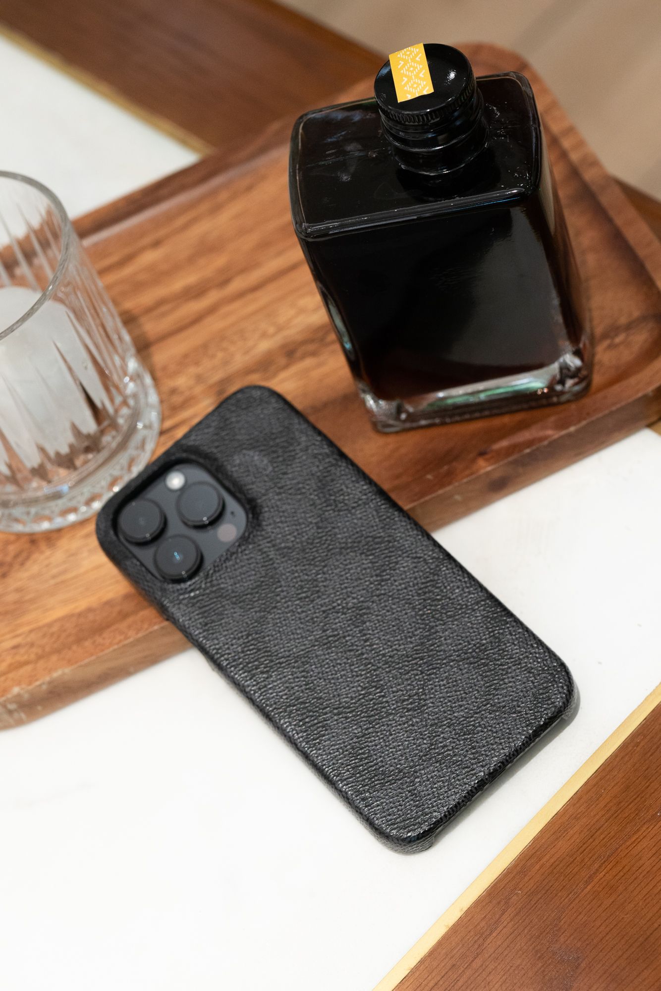 What is the experience of COACH mobile phone case? - iNEWS