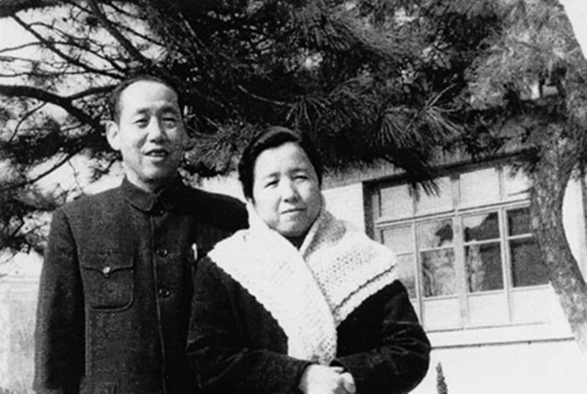 Lieutenant General Wang Bingzhang: Why did the "missile champion ...