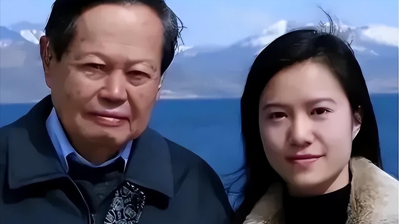 Yang Zhenning's words revealed Weng Fan's true face: 3 abnormal ...