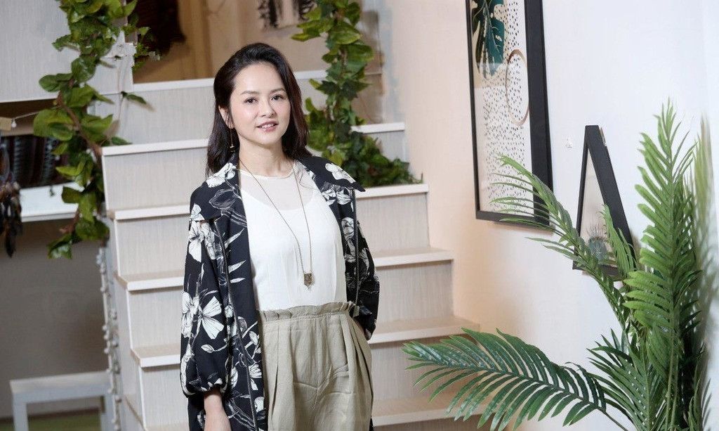 Which one is more resistant to aging, a generous face or a baby face ...