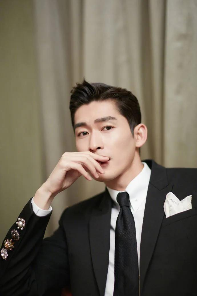 Why are so many people blacking Zhang Han now? - iNEWS