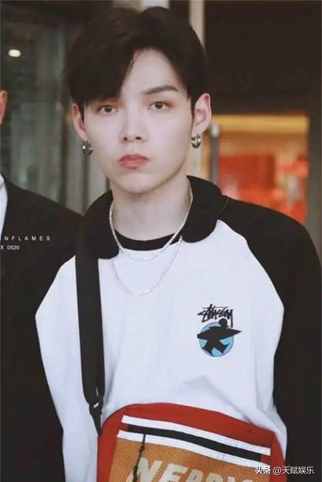 Picture of male singer, music producer and magician Zhu Xingjiemei (4 ...