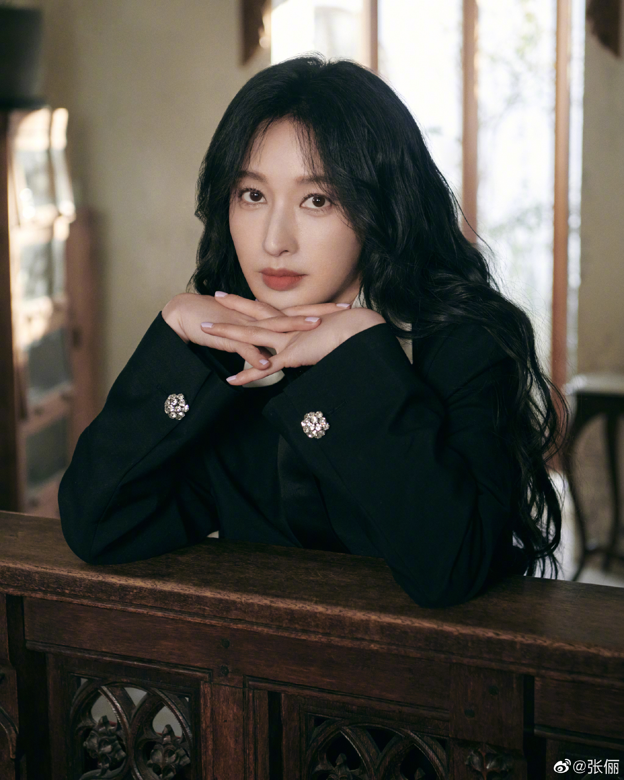 After three years, Tang Yan finally joined the new group! The new drama ...