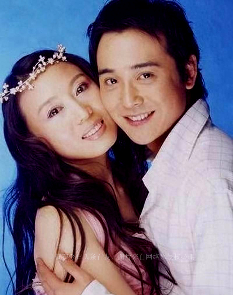 Wu Qiong went out for dinner with her husband, who is 15 years his junior. The man looked ...