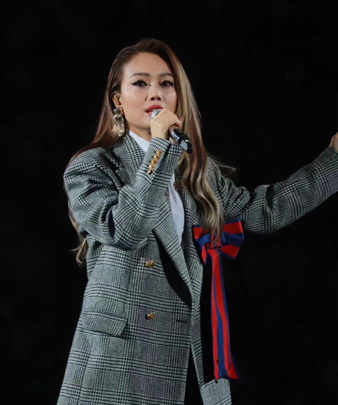 Singer Rowan passed away 20 years ago!The Stars Red Pavilion opened to ...