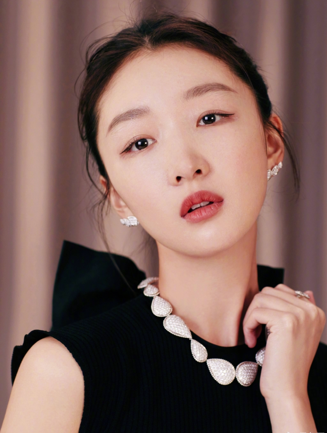 Zhou Dongyu participated in the event and was complained about his ...