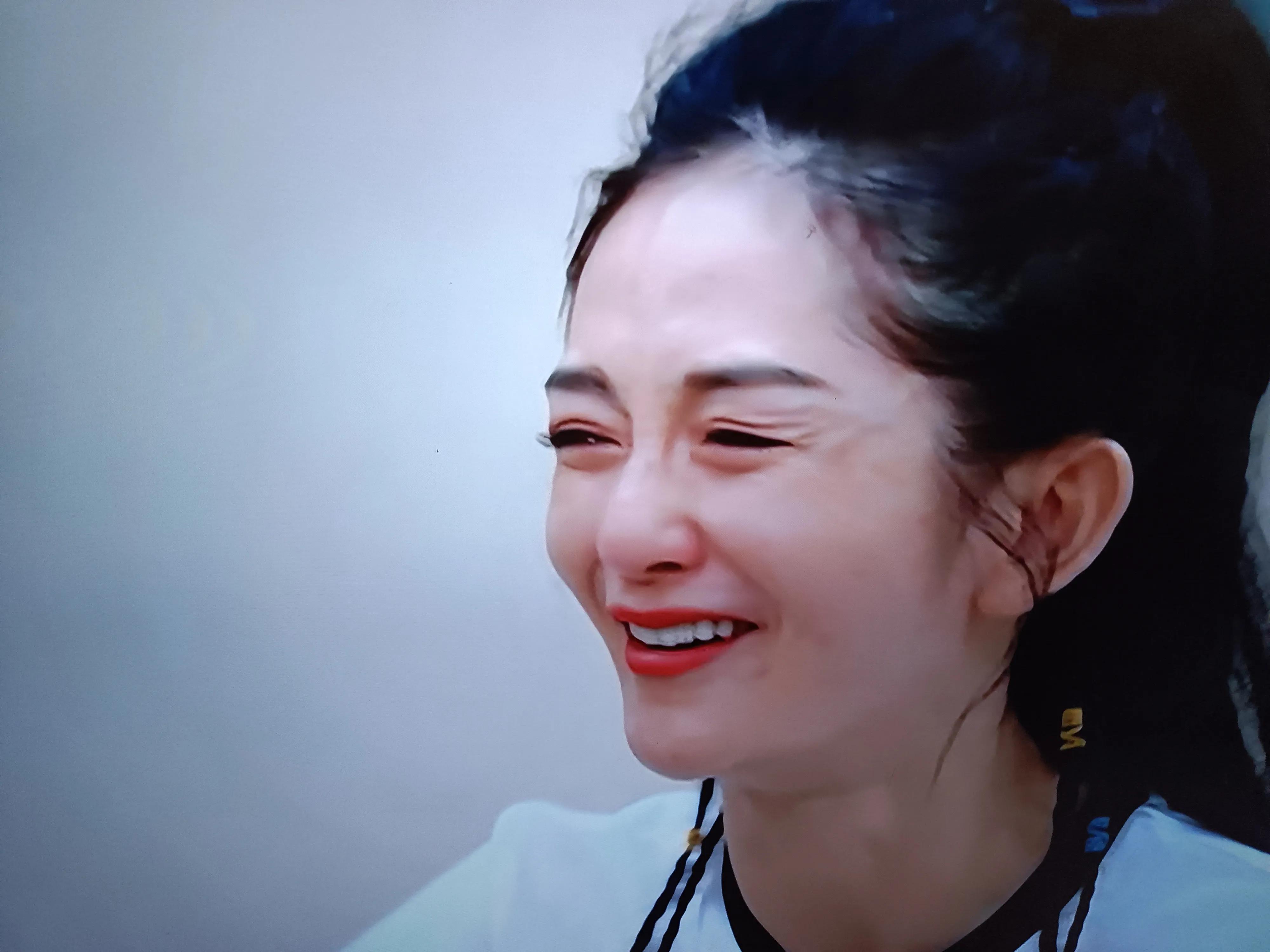 Watching Xie Na sing "She, She, She", I was very moved and fell in love ...