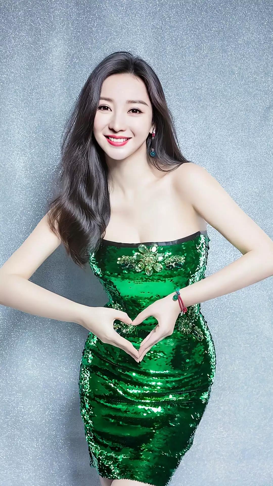 Beauty star Liu Yan - iNEWS