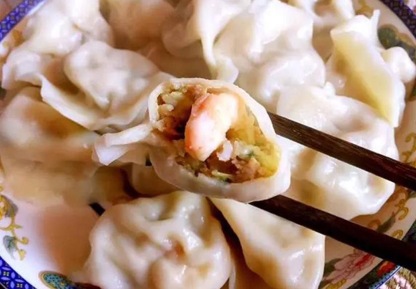 "Eating dumplings in the beginning of autumn, you don't have to worry ...