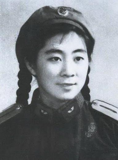 The Romantic History of Lin Biao and Ye Qun - iNEWS