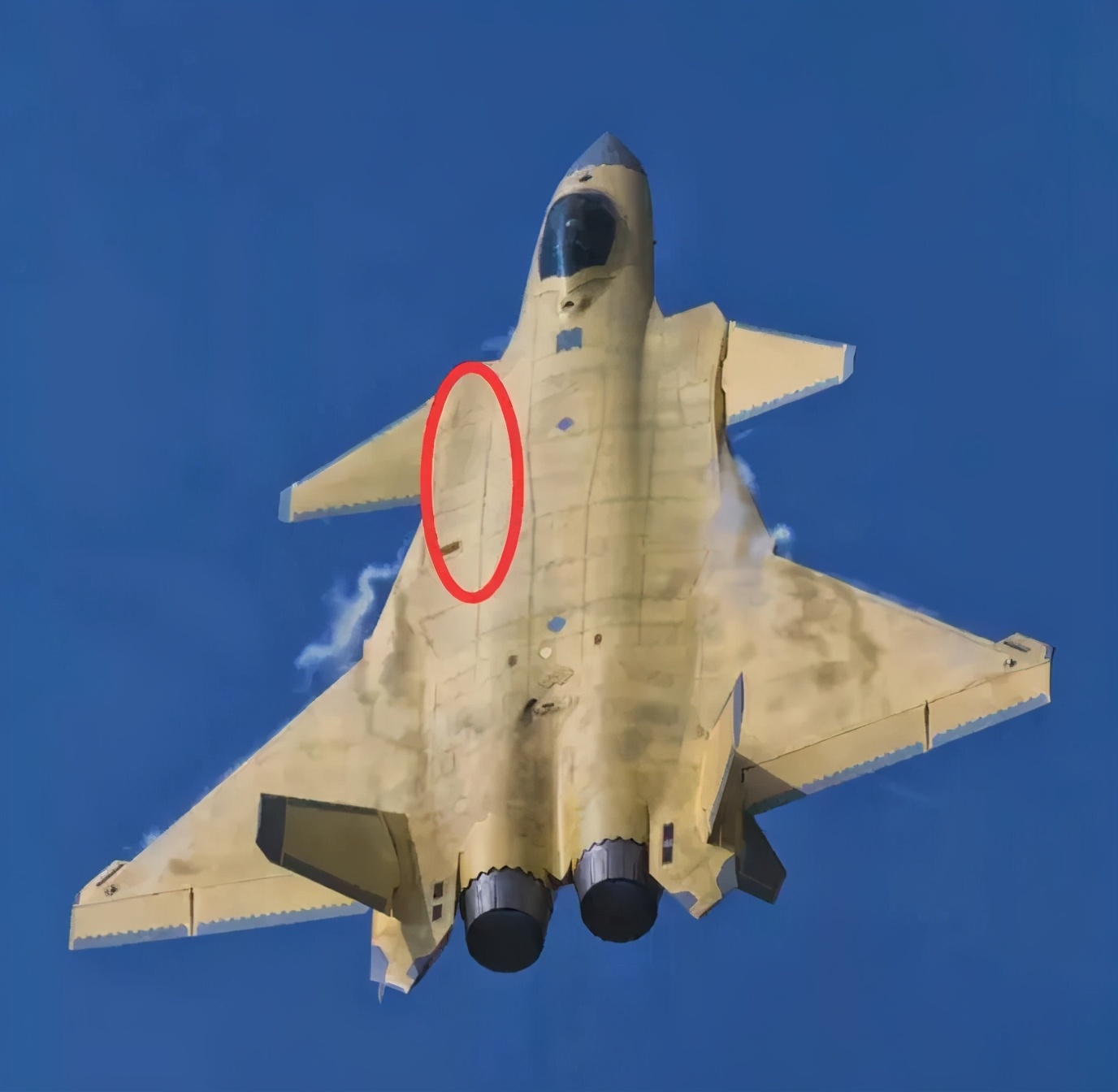 Confused: Does the J-20 have a cannon? Are cannons disappearing from ...