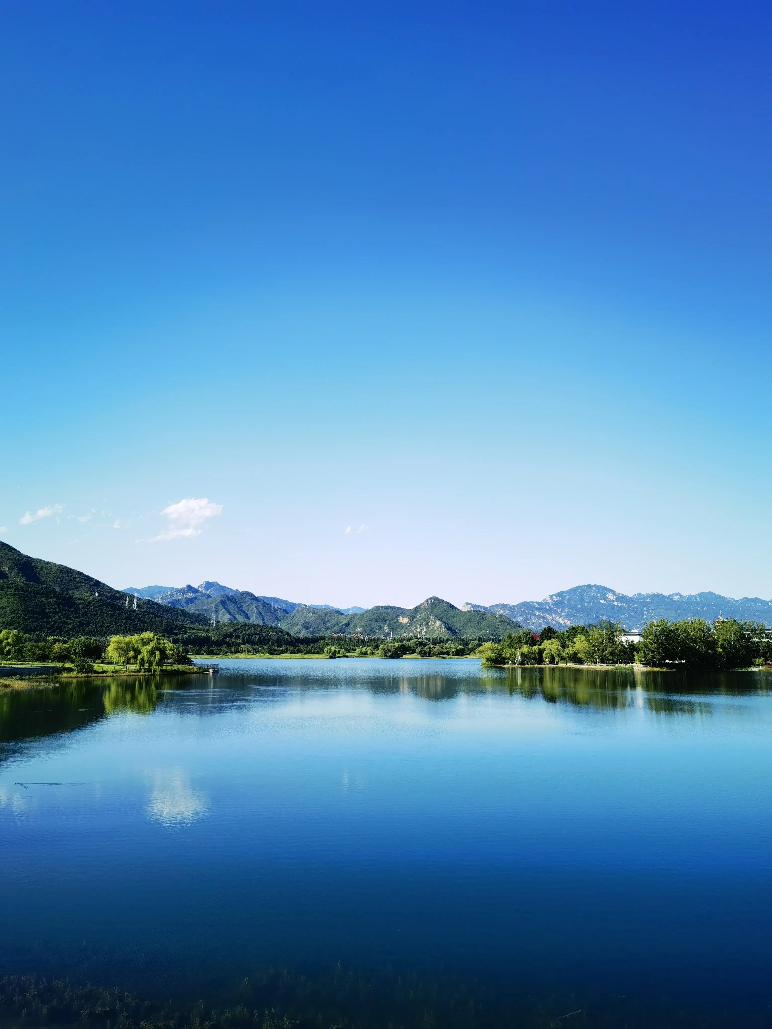 Yanqi Lake Cycling Tour - iNEWS