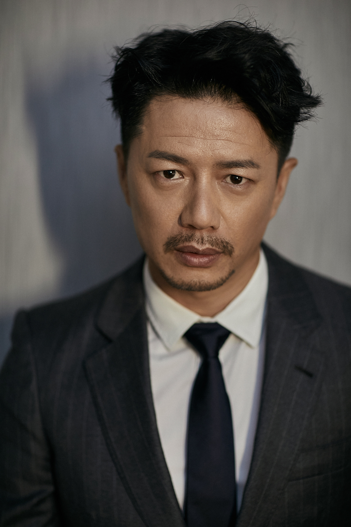 The same "professional military household", actor Duan Yihong "no one ...