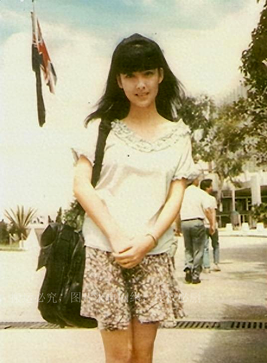 Review: 56-year-old Zhou Huimin rewrote her ending in this way ...