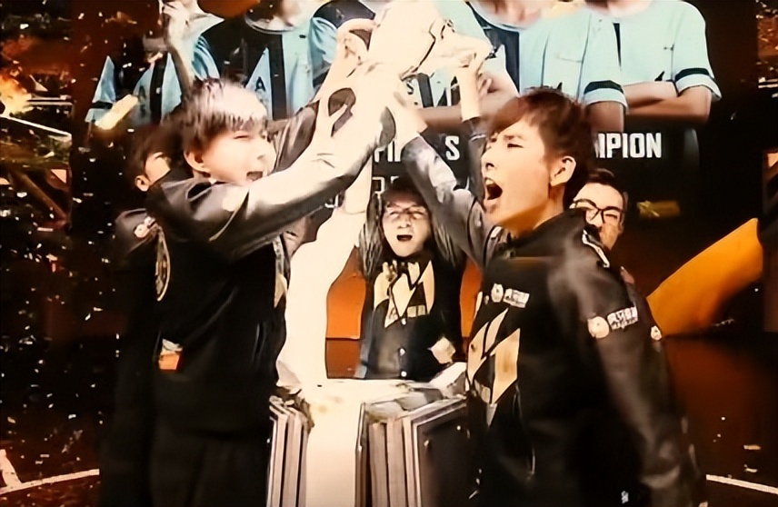 "Glory of the King" Chen Gui - KPL's first FMVP, the year when he fell ...