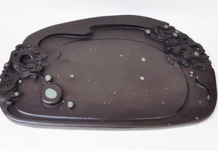 What is the ancient Chinese animal-shaped inkstone like? - iNEWS