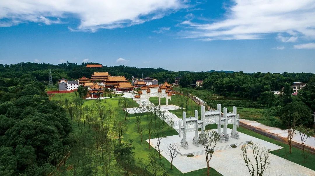 Taochuan Wanshou Palace in Taohuayuan, the "No. 1 Palace in the World ...