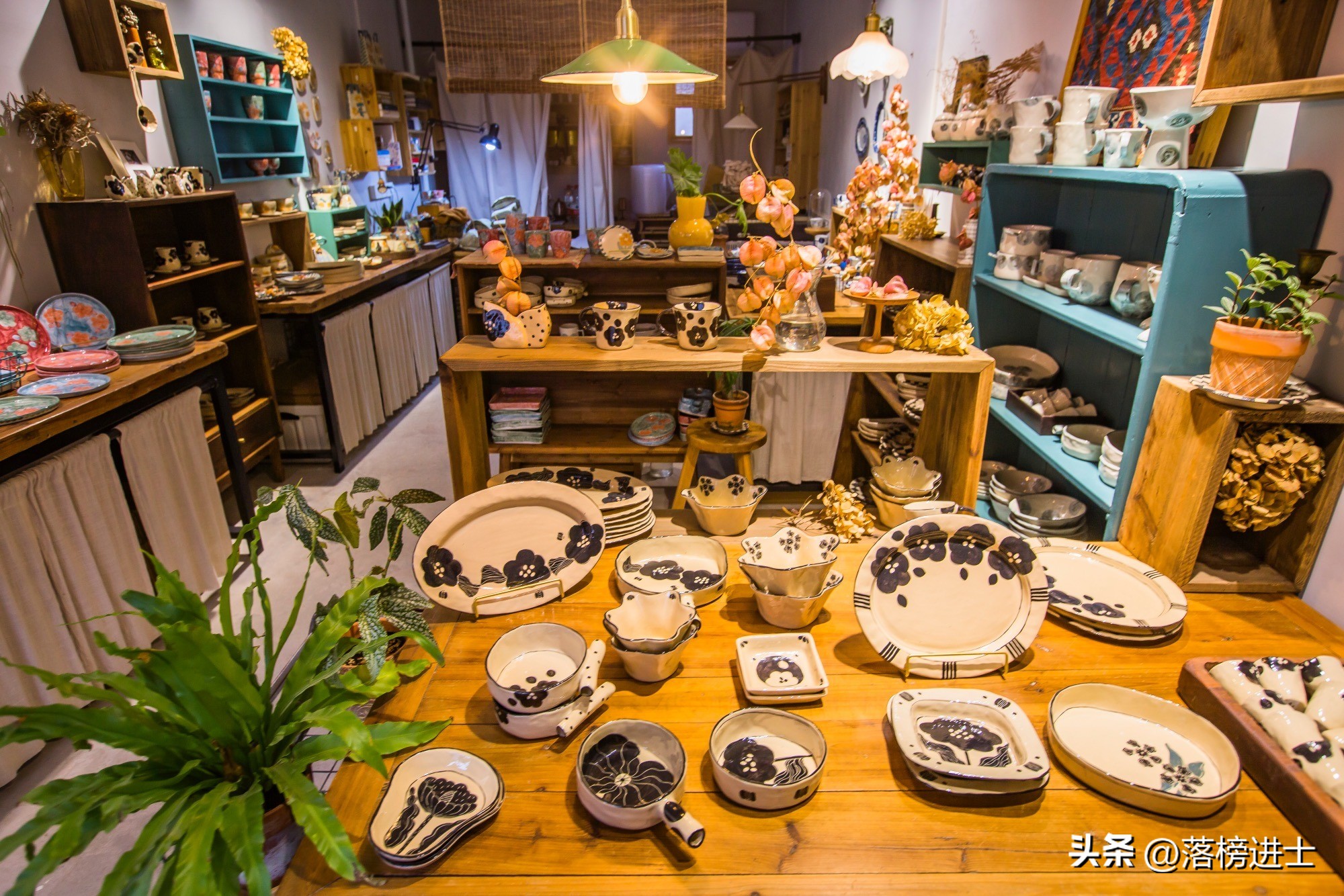 Jingdezhen Sculpture Porcelain Factory, the former factory building has ...