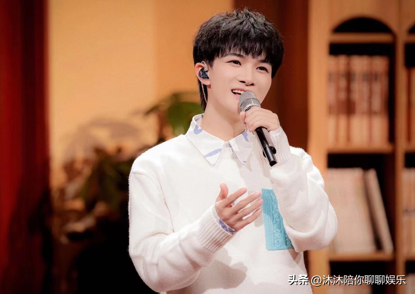 Zhou Shen's singing voice is incomparably majestic! Qian Lei talked ...