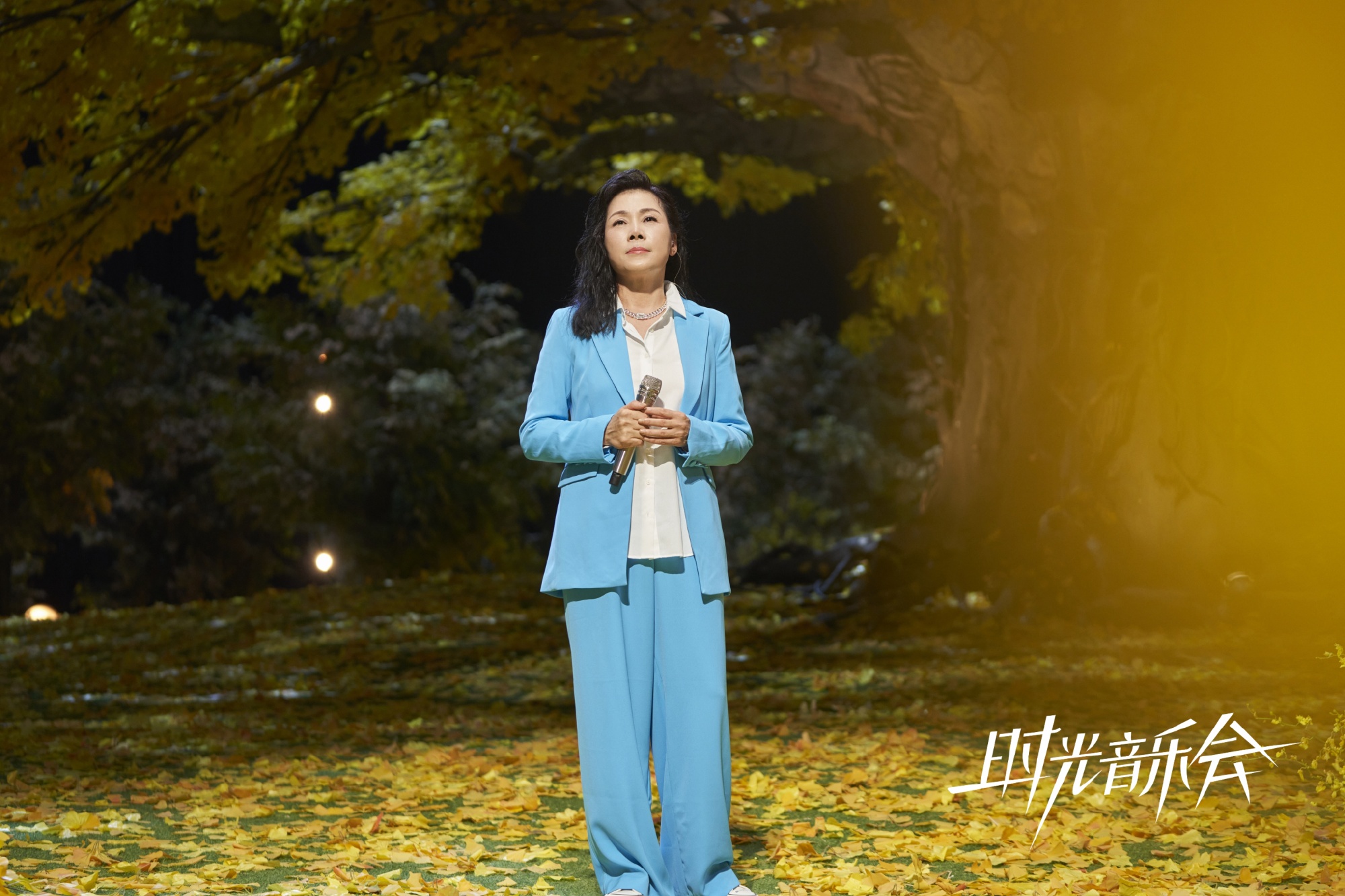 Hu Yanbin sang his imagination of love at the age of 16 again, touching ...