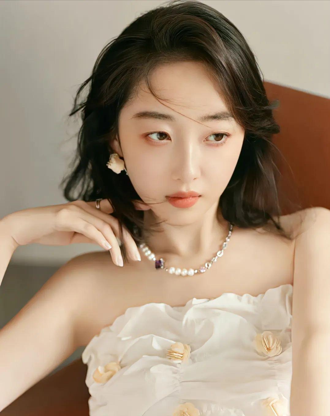 In addition to Chen Xiaoxu, 8 female stars who have played Lin Daiyu - iNEWS