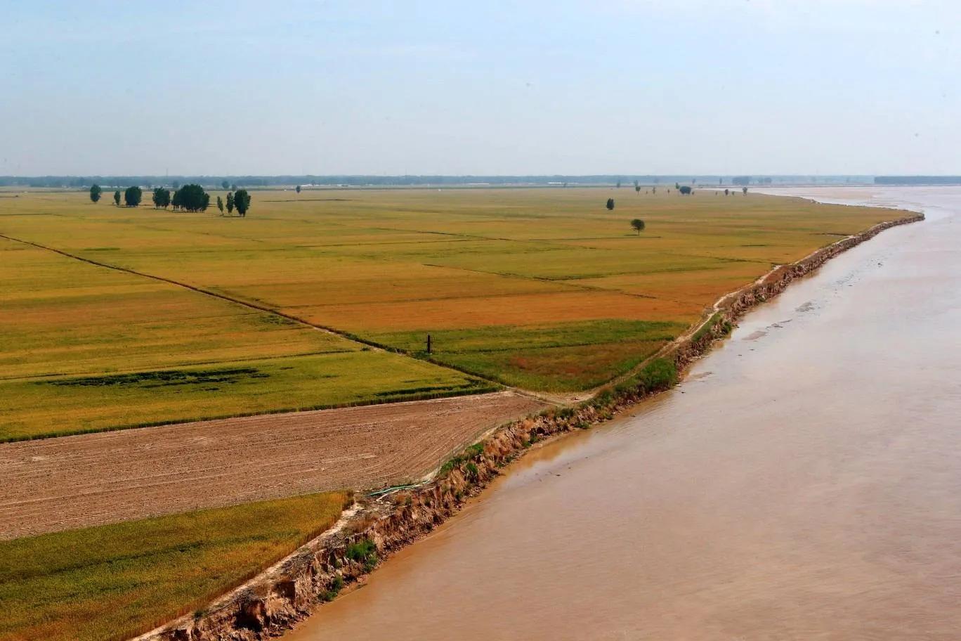 Sediment content and characteristics of the Yellow River - iMedia