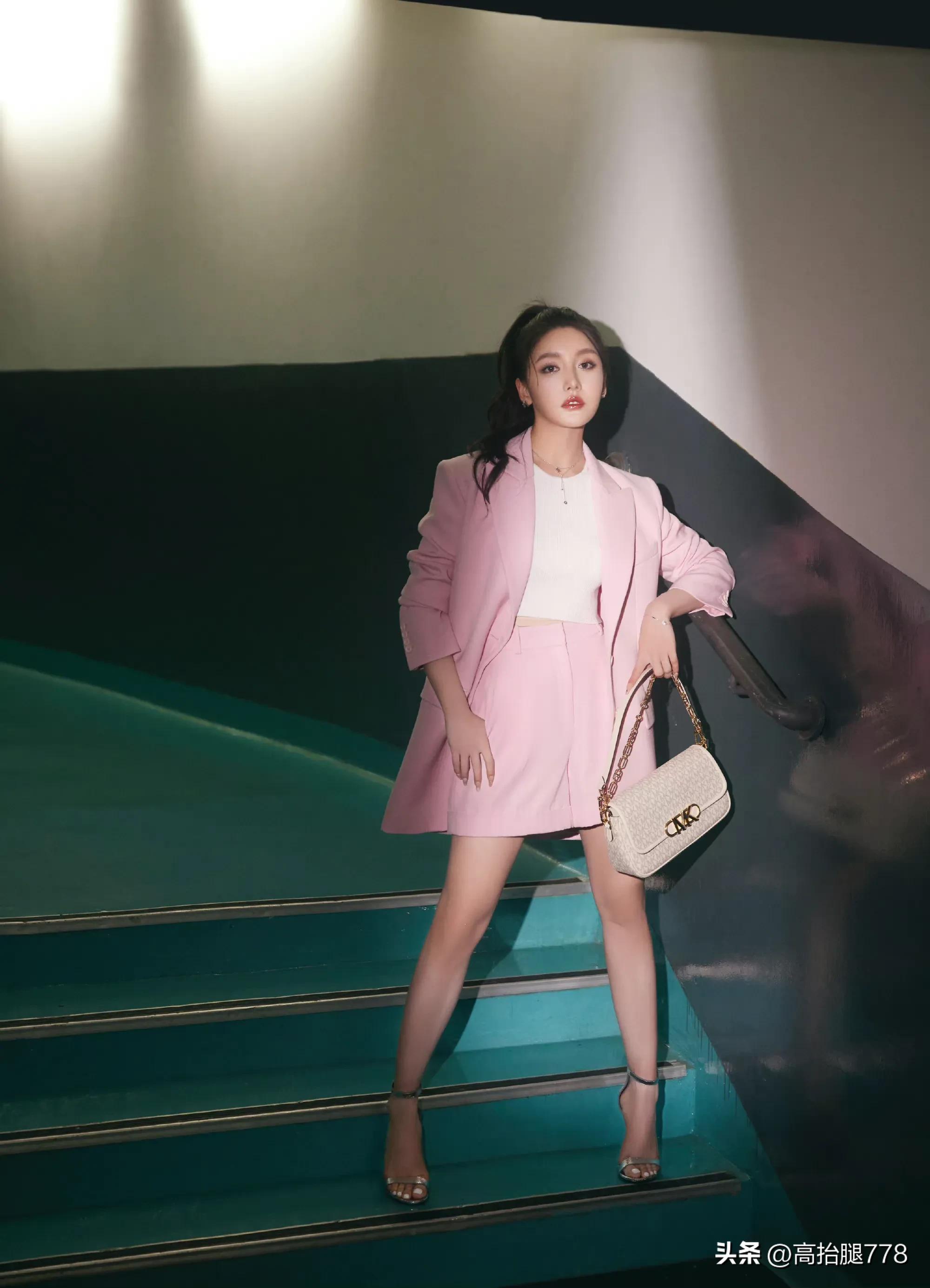 Zeng Li|Li Xiang|Jiang Zhenyu|Liu Tao's shapely figure can fascinate everyone!Beautiful star ...