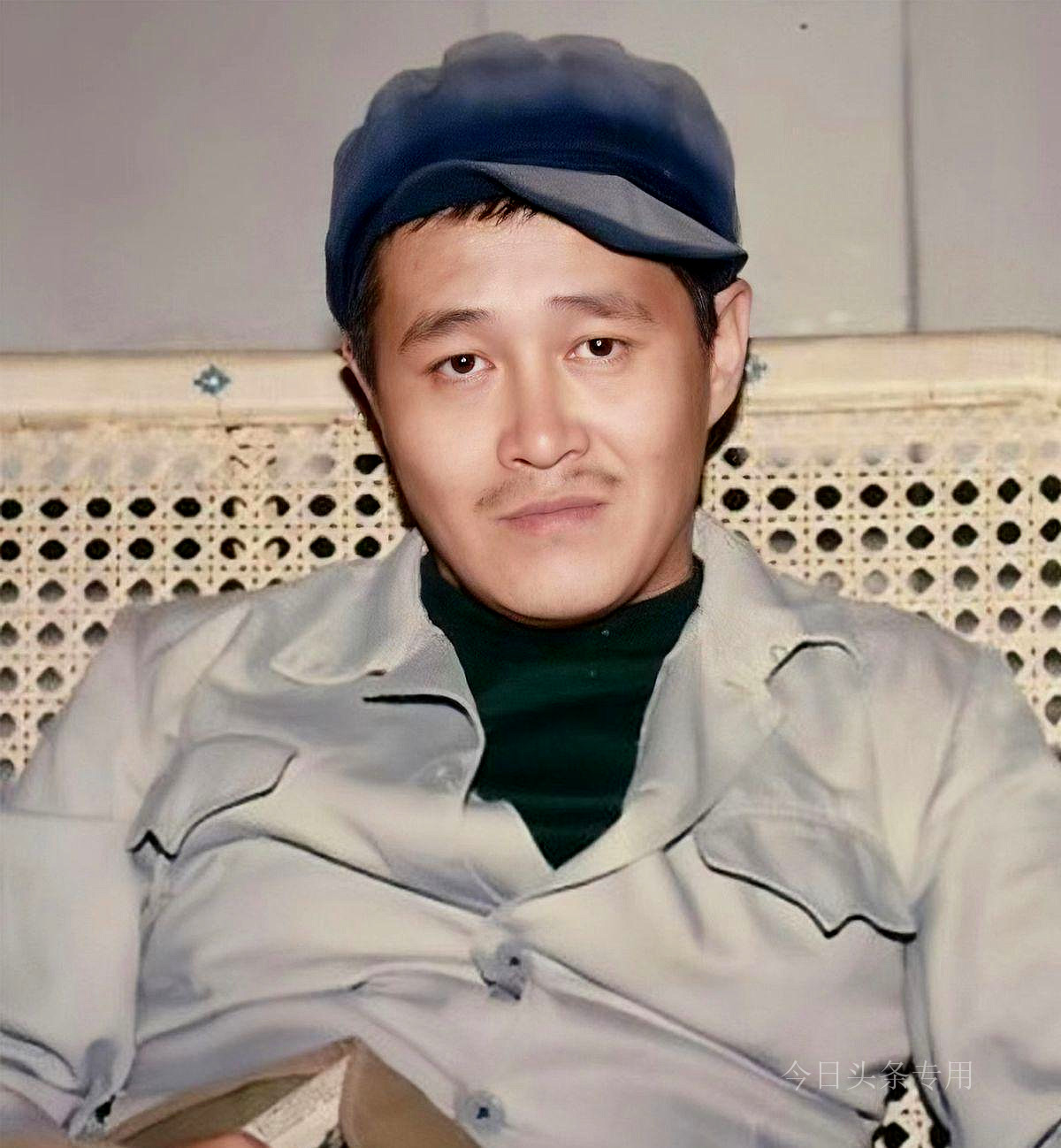 Police cars clear the way, luxury cars see each other off, Niu Qun and ...