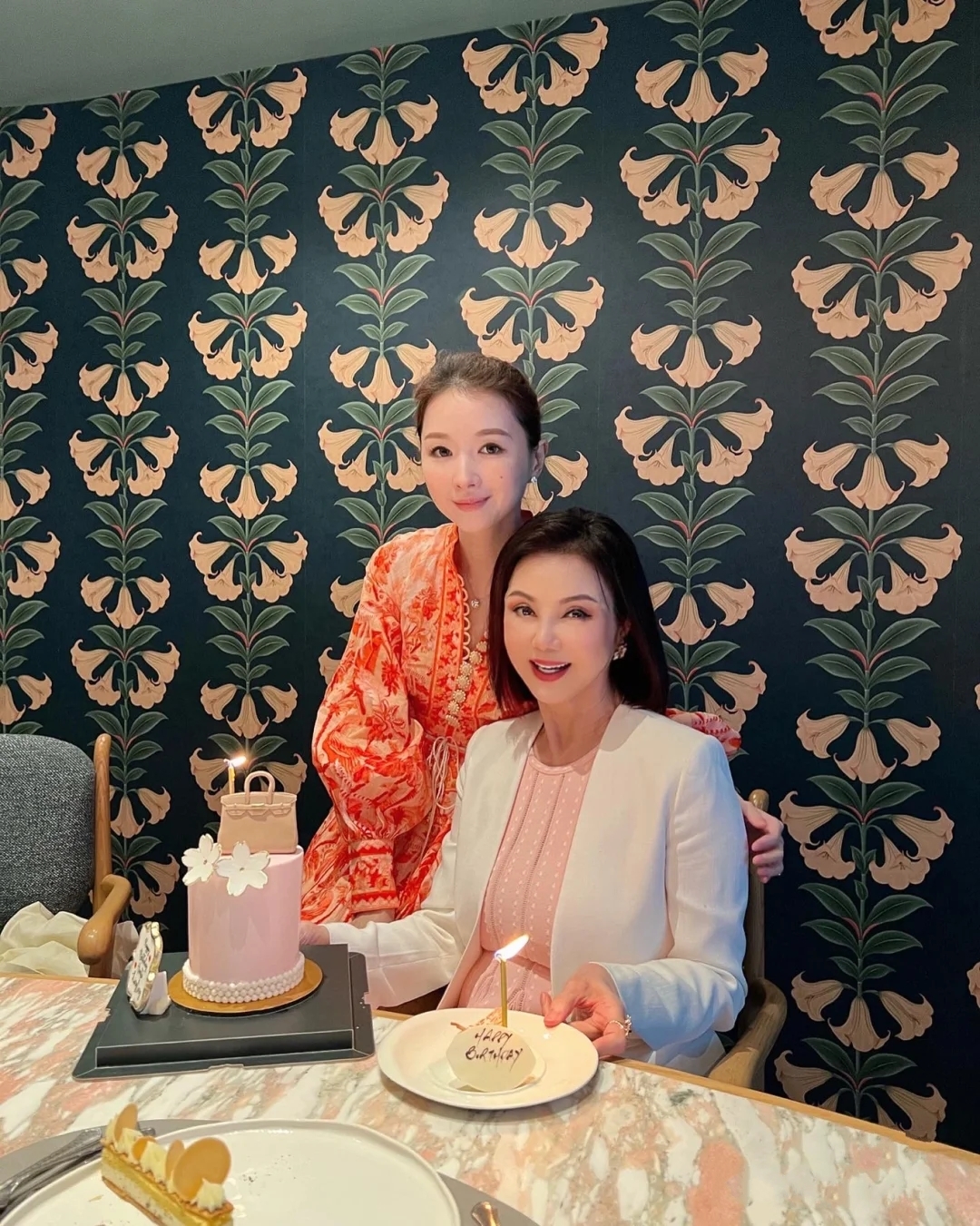 Xie Lingling's 66th birthday, many celebrities came to congratulate ...