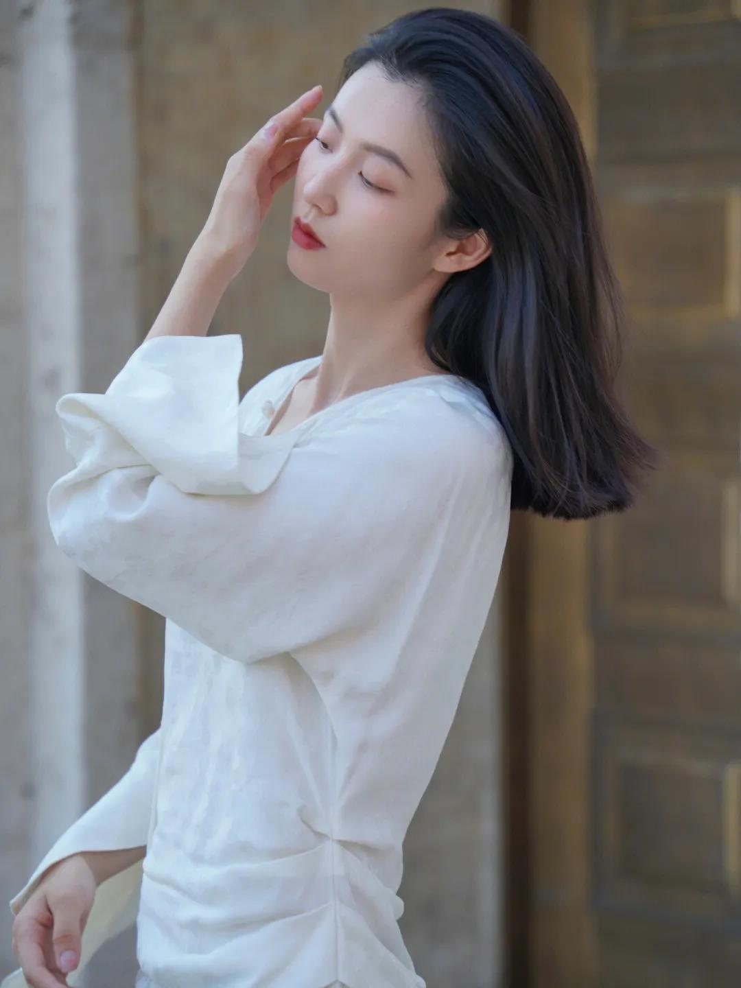 Chinese style keeping soft and quiet - iNEWS