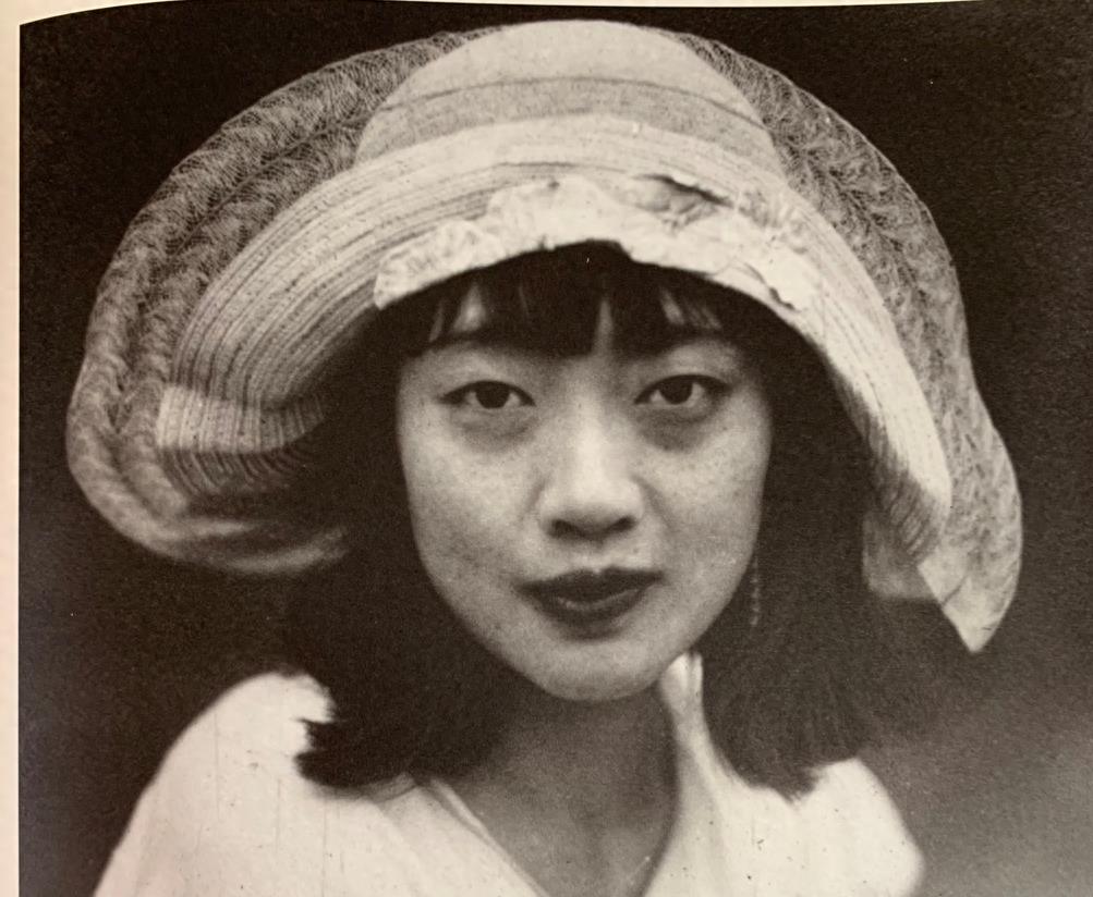 Wanrong: Married Emperor Puyi at the age of 16, had an affair with a ...