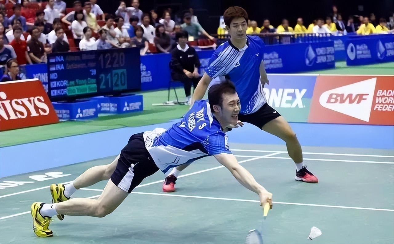 These badminton doubles tricks, you can control the audience if you ...