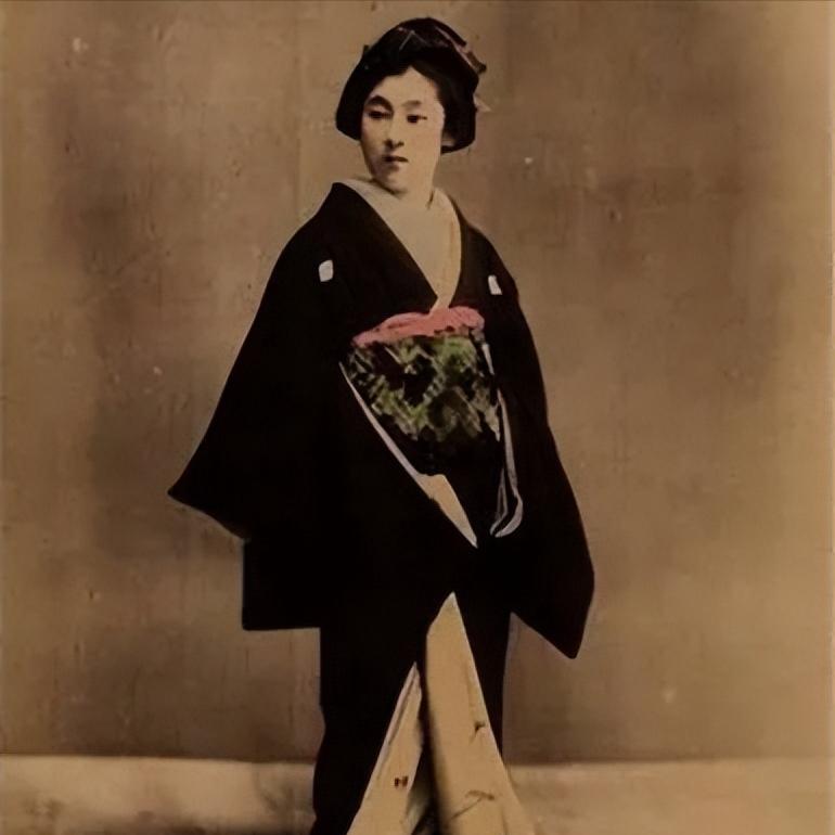 Women in Ancient Japan: From Matriarchal Society to Confinement - iNEWS