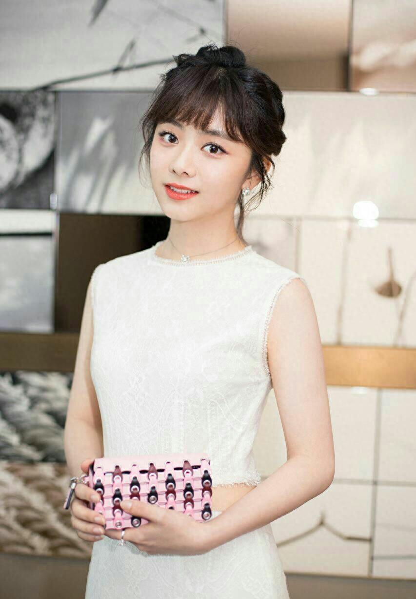 Tan Songyun returns with a high profile! Three new dramas kick off with ...