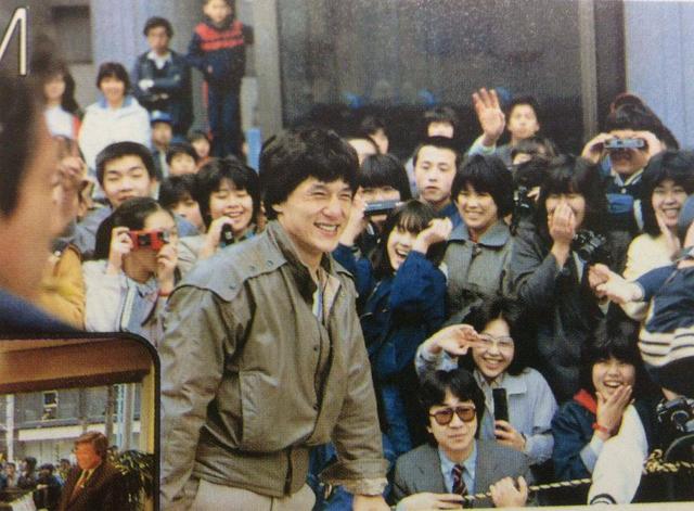 Jackie Chan's "Absurd Love Story" and the 5 Women Behind him - iNEWS