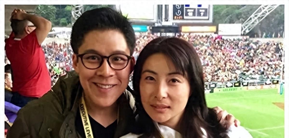 The 19-year relationship was finally exposed, and Guo Jingjing showed a ...