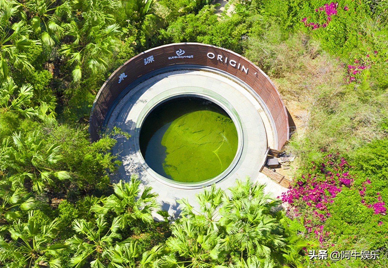 Top Ten Hot Springs in China: Bishuiwan, Sun Moon Valley, Longshui Lake ...