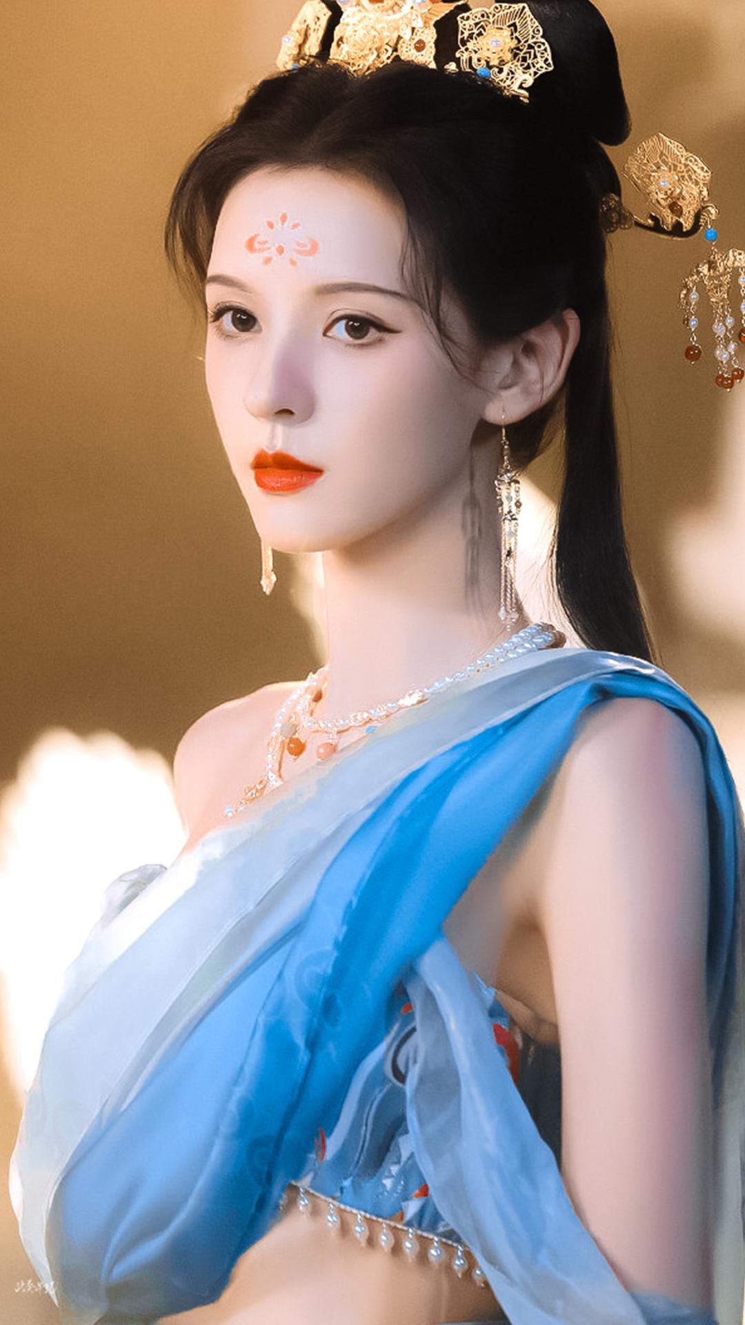 "Princess Hongyin" Zhang Yuxi - iNEWS
