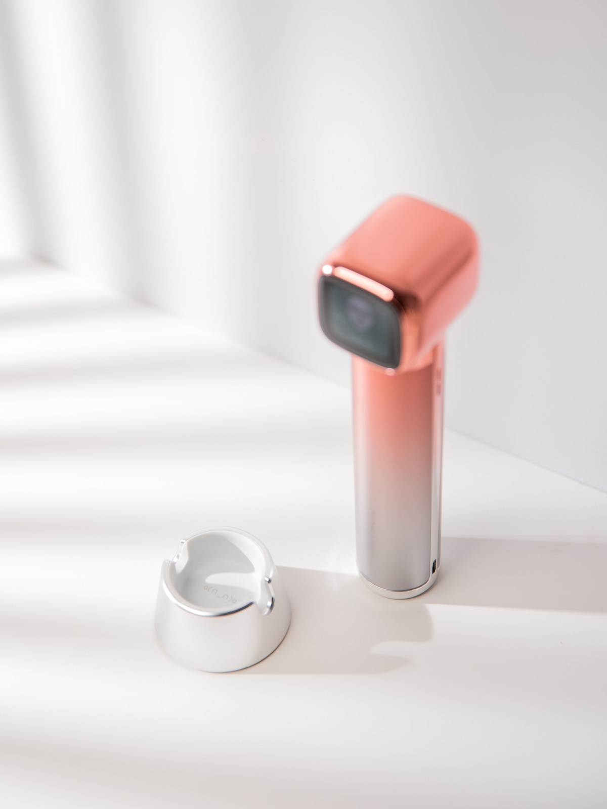 Nineteen-year-old collagen hammer radio frequency beauty instrument ...