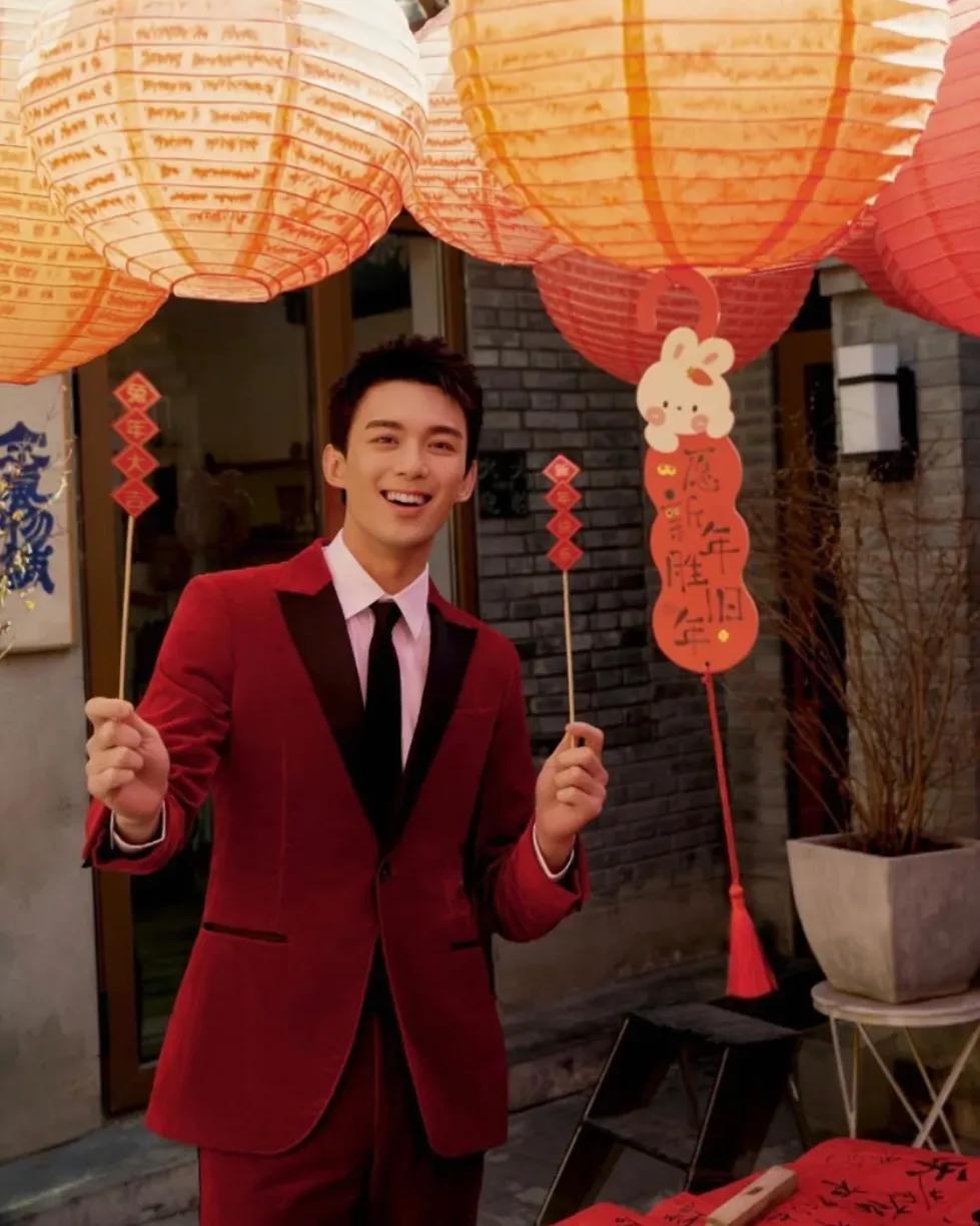 Fanfan said: Li Yitong, Zhao Jinmai, Chen Yuqi, Chen Linong, Wu Lei ...