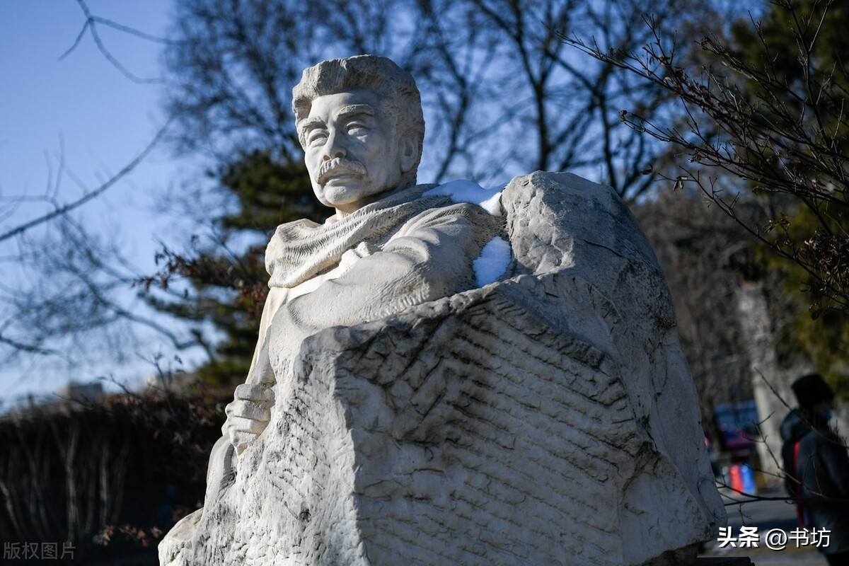 Bi Feiyu: What is hometown? ——Reading Mr. Lu Xun's "Hometown" - iNEWS