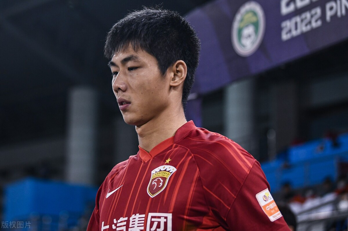 25 million were frozen! The 26-year-old national footballer Wei Zhen was suspected of being ...