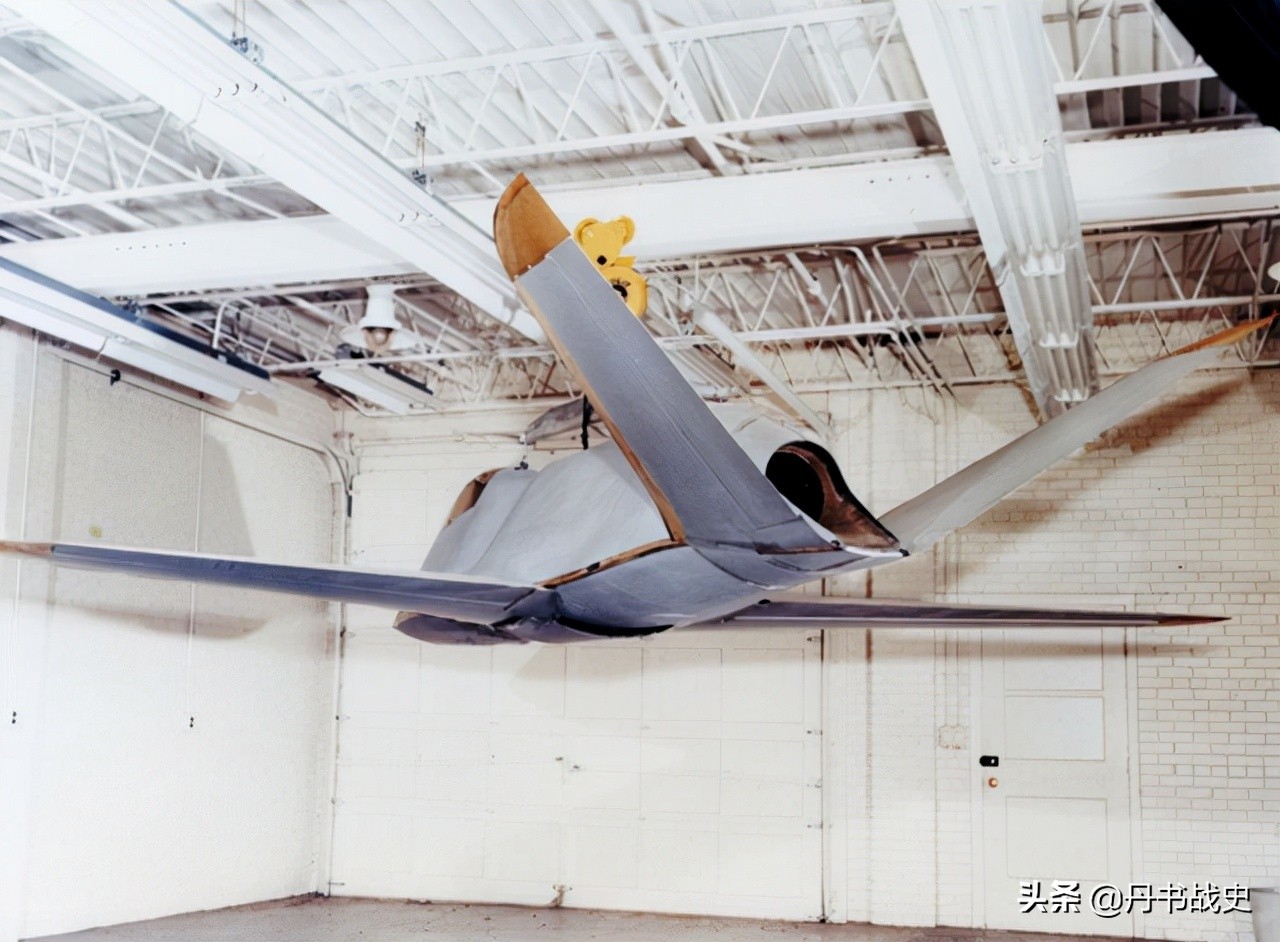 May be the first stealth aircraft in aviation history - Boeing "Quiet ...