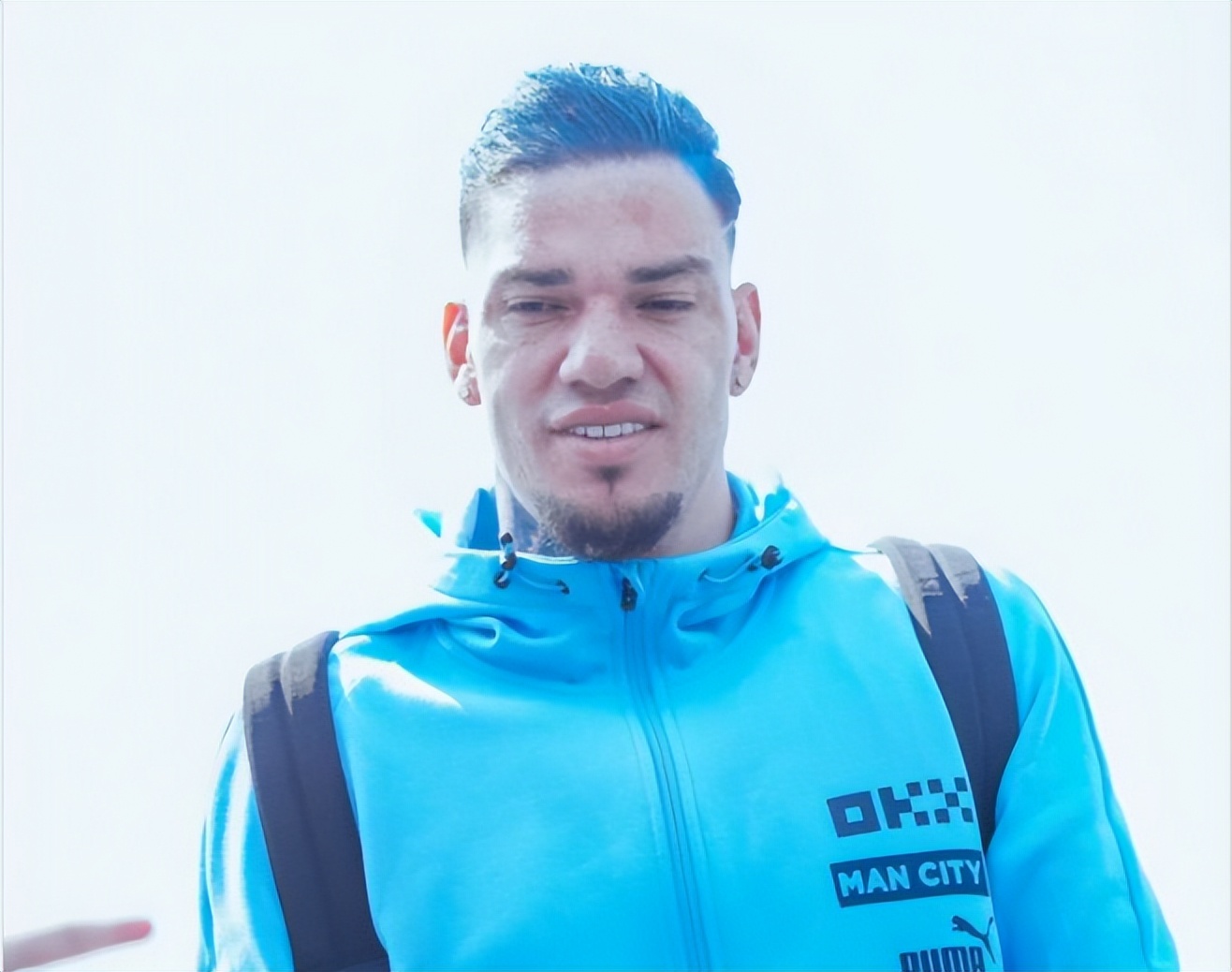 30 million! Arsenal signed the 27-year-old goalkeeper, 1 trait to ...