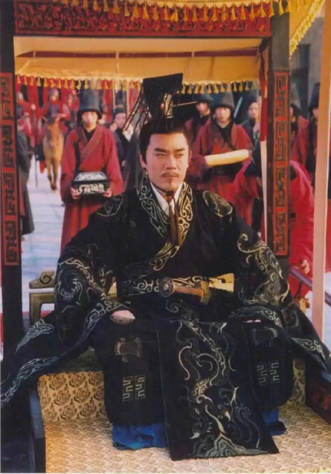 Why didn't Xiang Yu proclaim himself emperor after destroying Qin ...