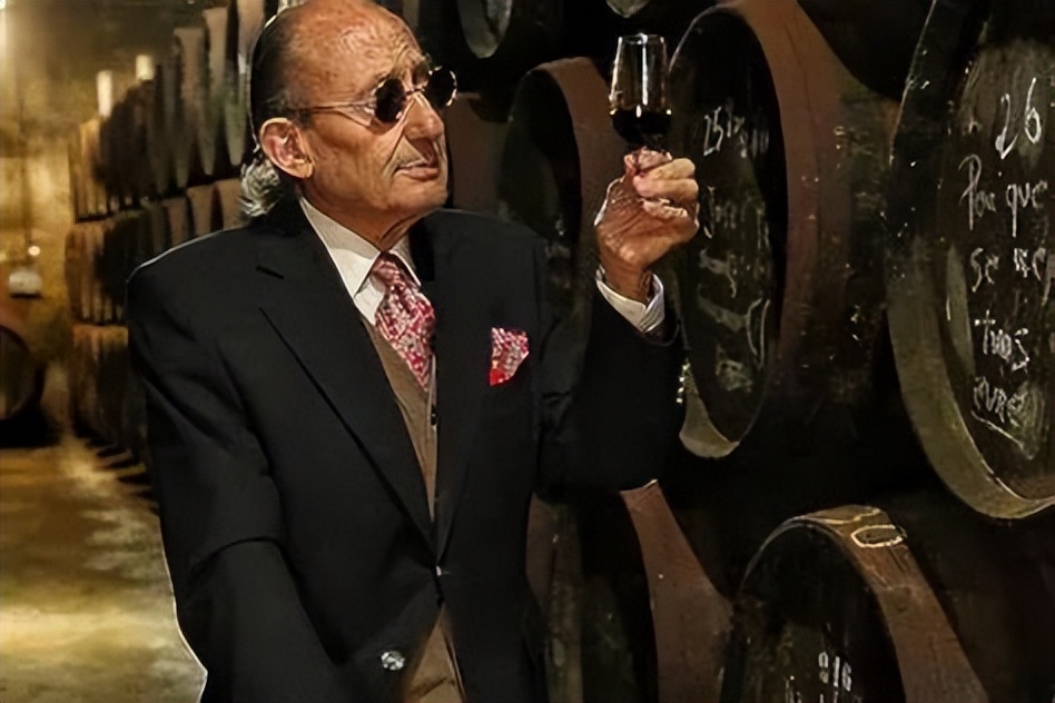 Spain's 2 largest Parker full marks Sherry - Toro Albala - iMedia