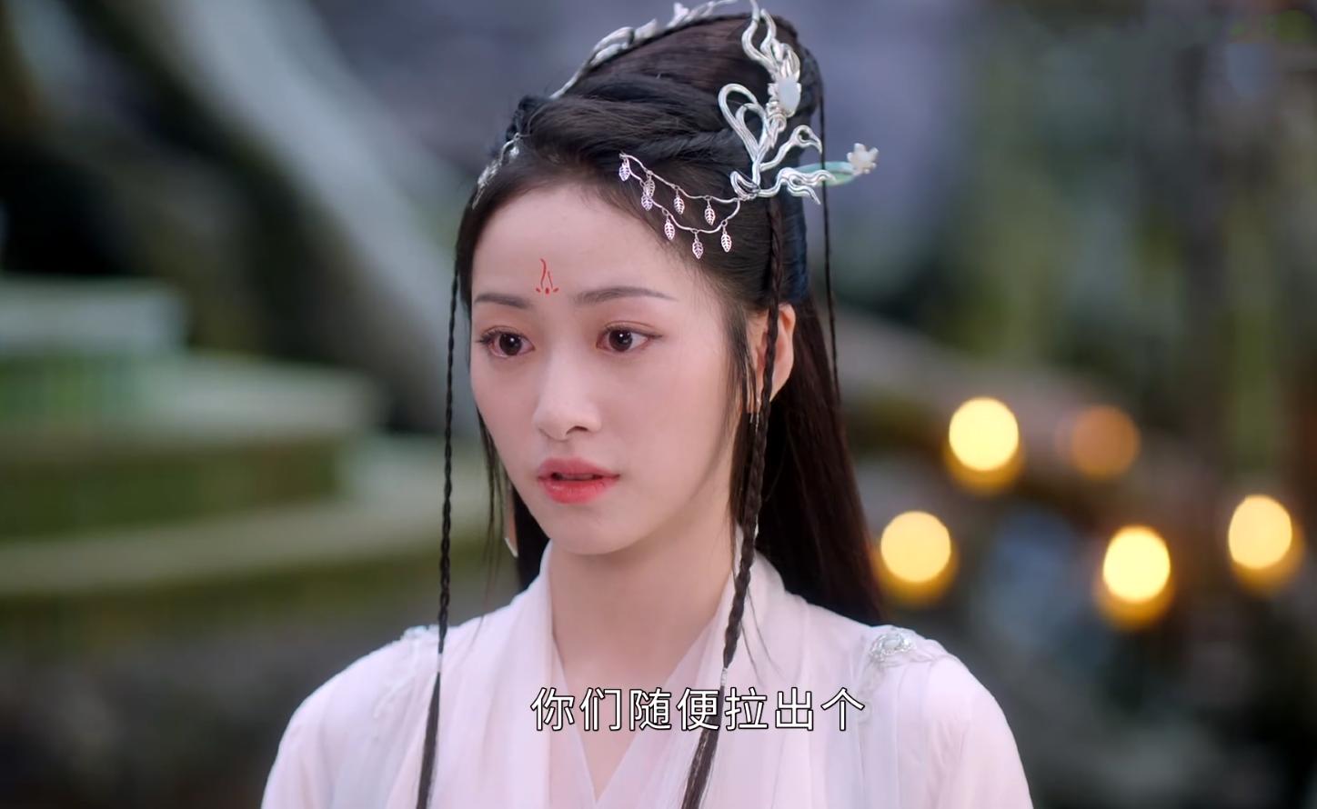 Leng Jiang in "Agarwood is like crumbs" is an iron fan of Xuanye. Upon ...