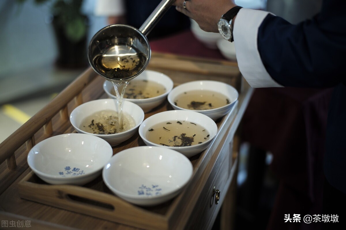 Special tea customs - Beijing big bowl of tea - iNEWS