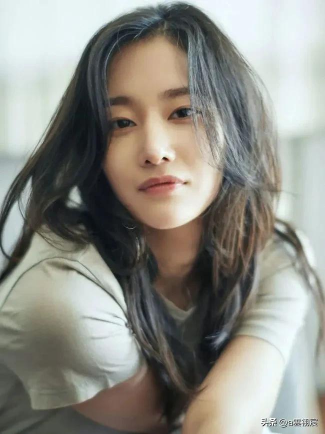 The Actress Who Dedicated Herself to Art—Jun Zhongrui - iNEWS