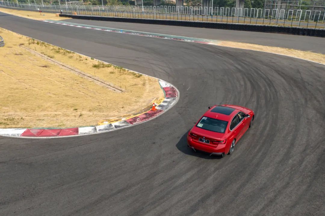 What?BMW has become "bend" - iNEWS